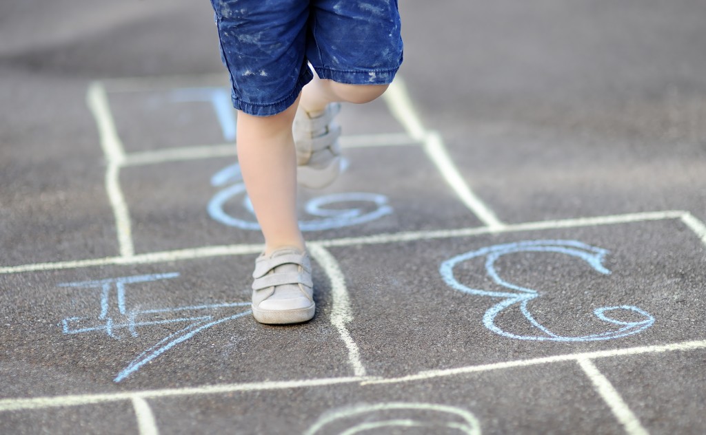 Reintroducing Your Favorite Childhood Games to Your Kids | The Blog Fathers